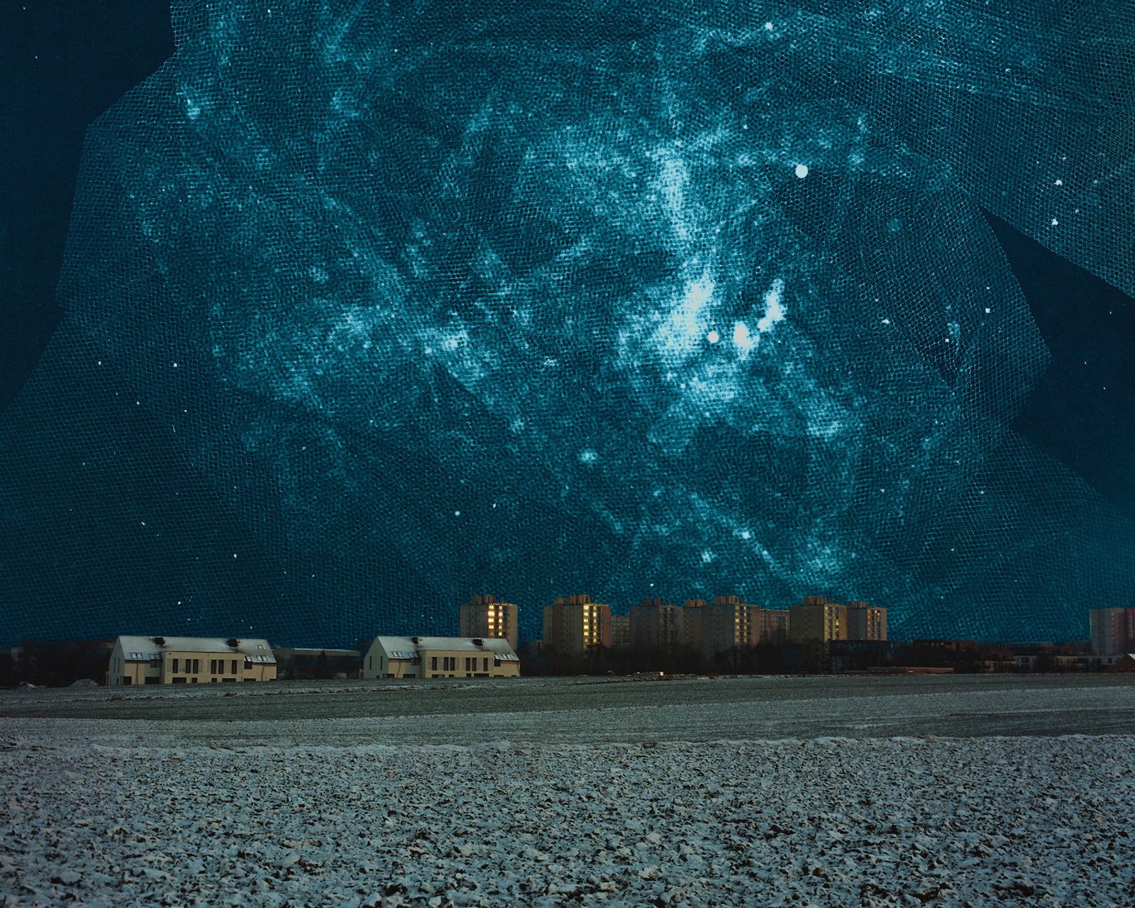 Youthful Gazes at the Unpolluted Night Sky - PhMuseum