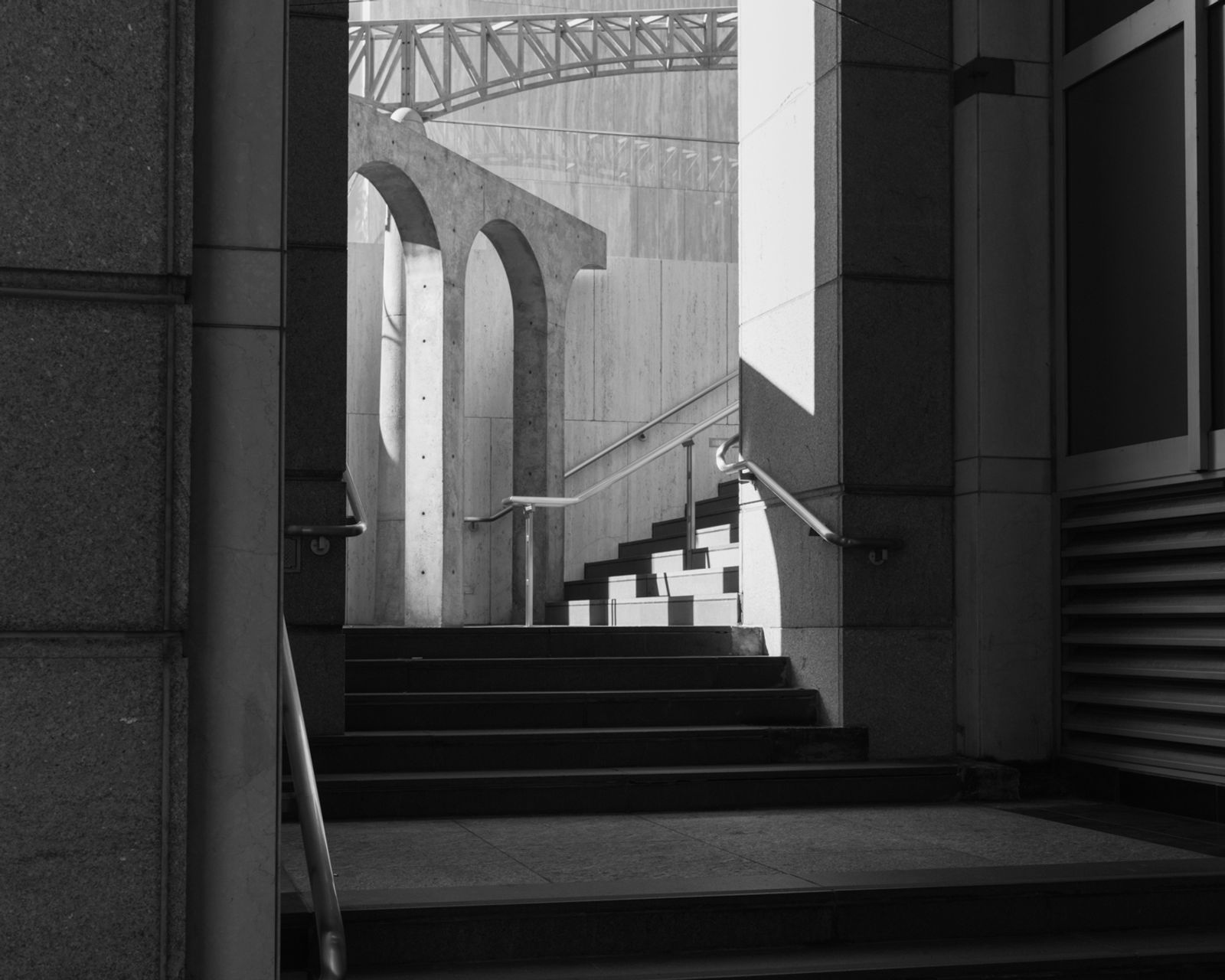 Distorted Landscapes of the Urban Environment - PhMuseum