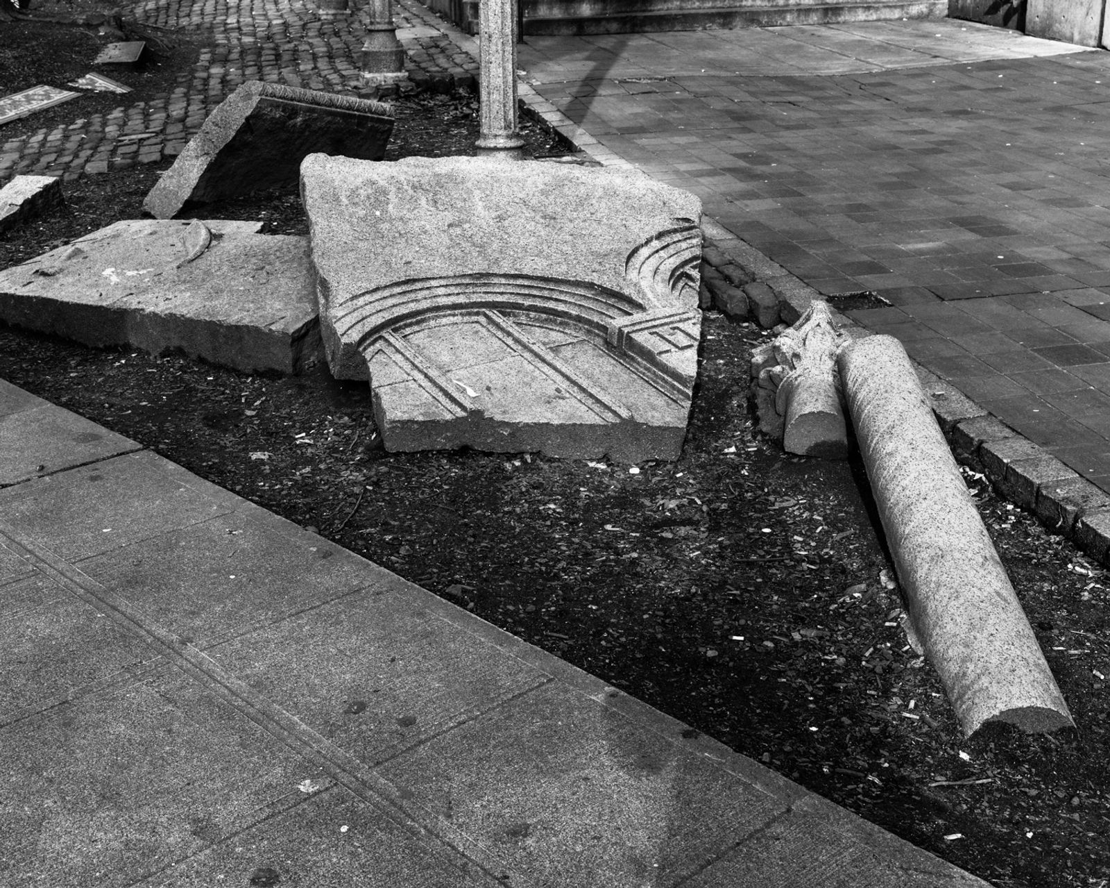 Distorted Landscapes of the Urban Environment - PhMuseum