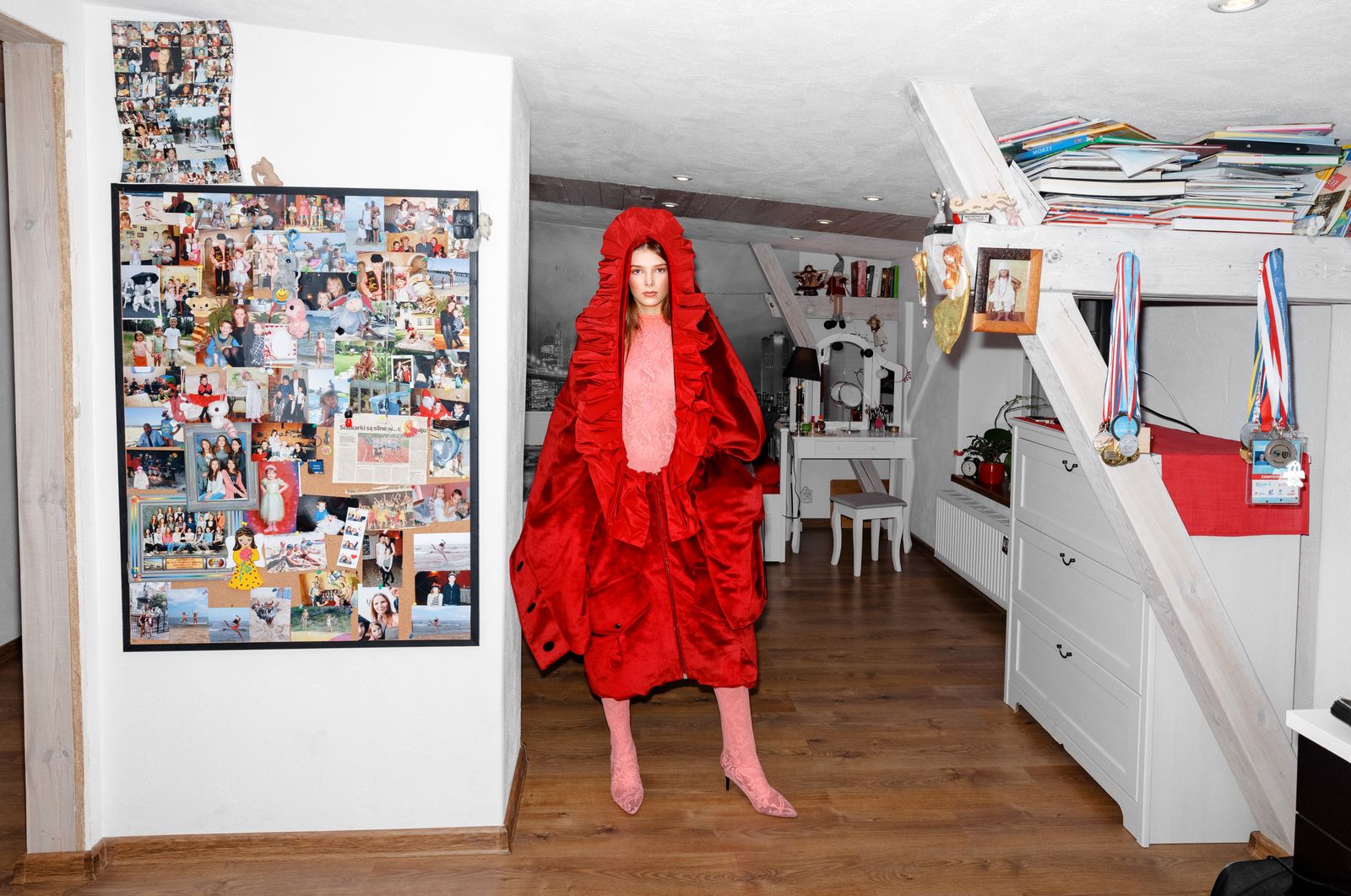 WAITING ROOM - PhMuseum