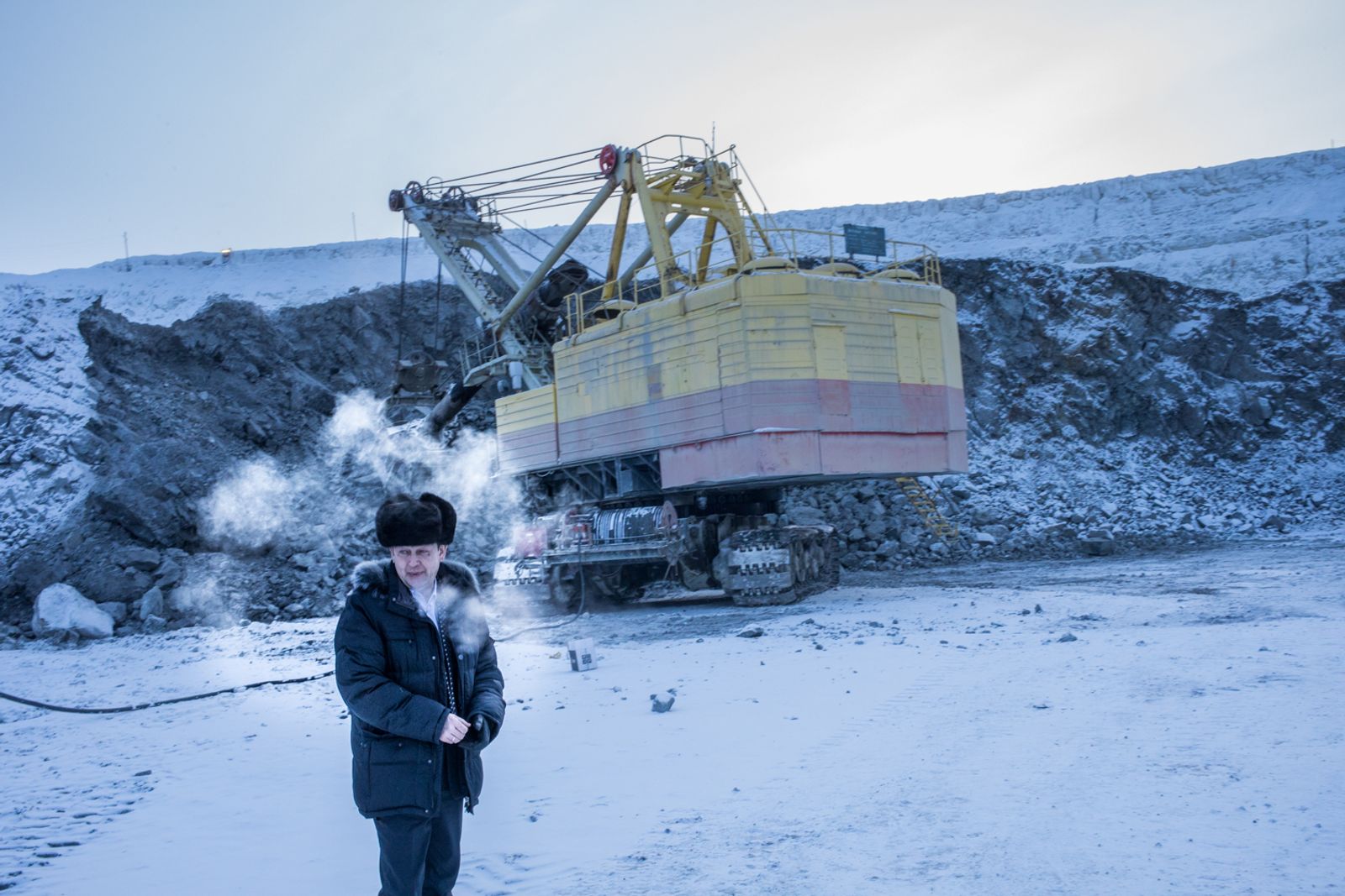 The Violet Window - PhMuseum