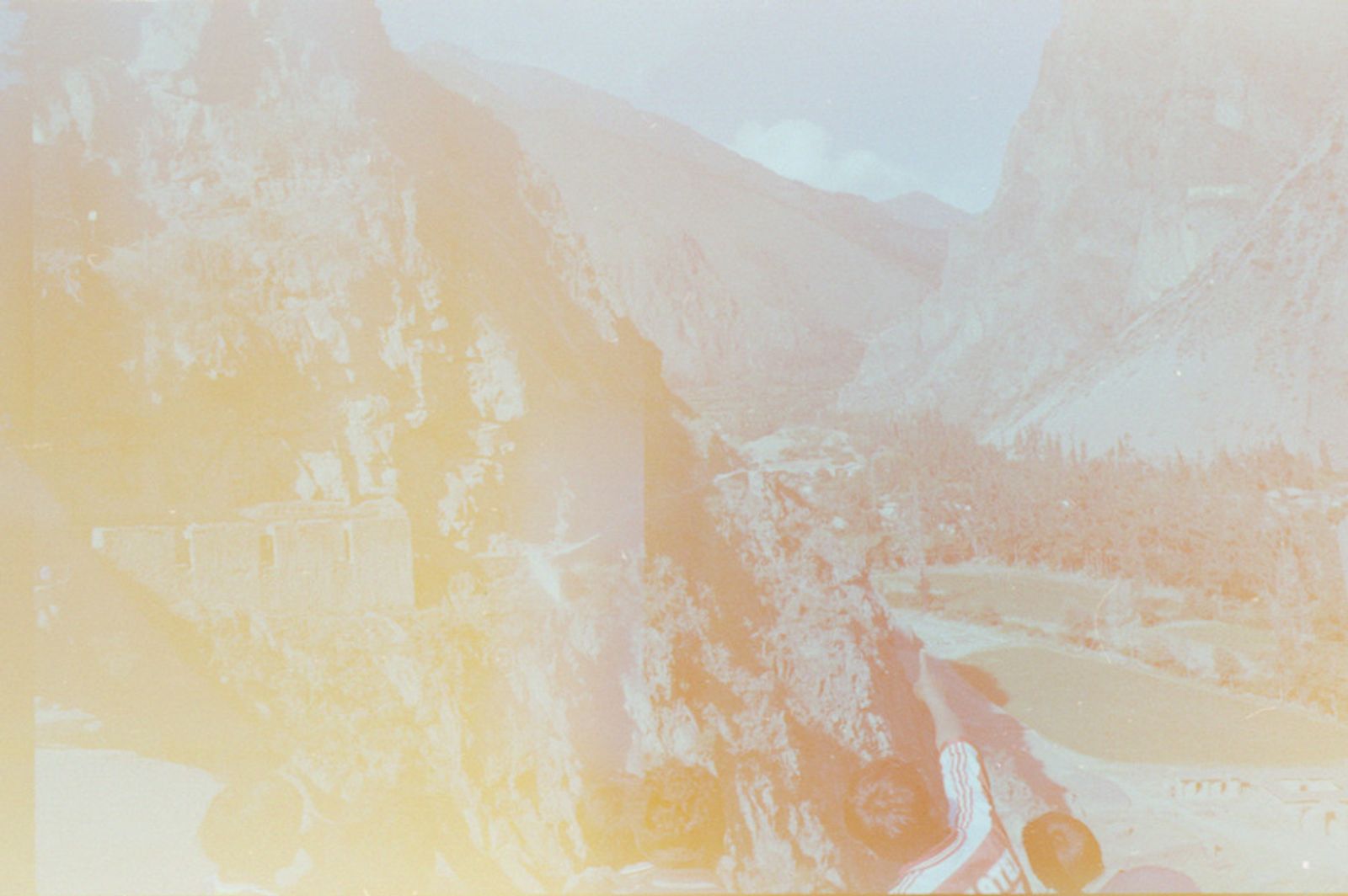 ‘apagón’ (balckout Peru 1984-1994) - PhMuseum