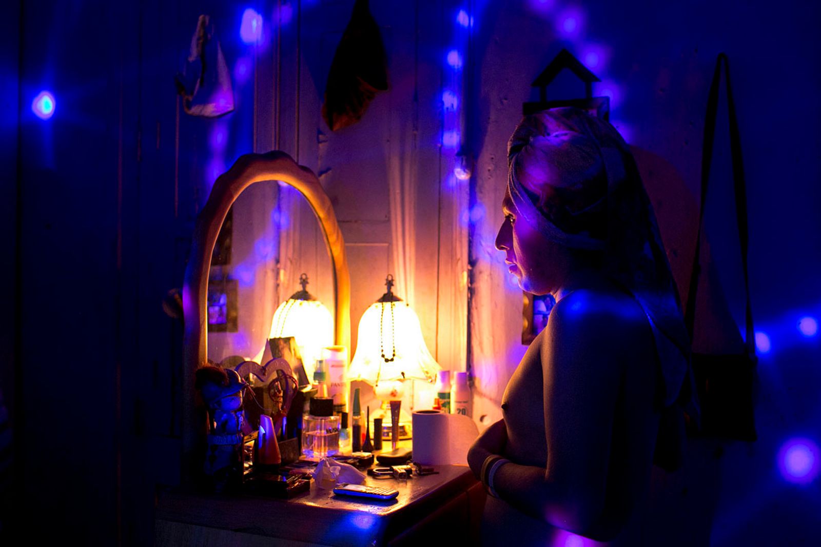 A Light Inside - PhMuseum