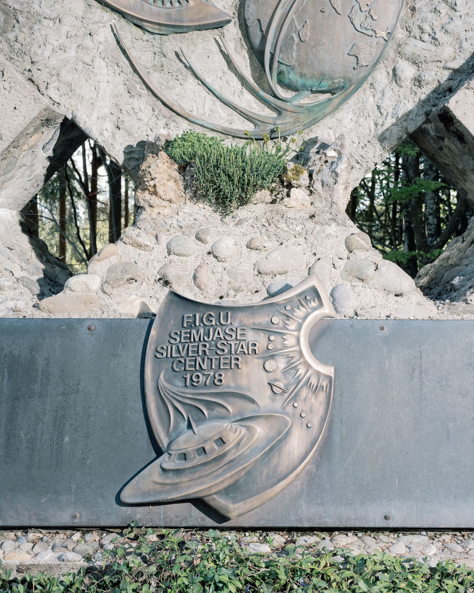 Semjase's Friend - PhMuseum