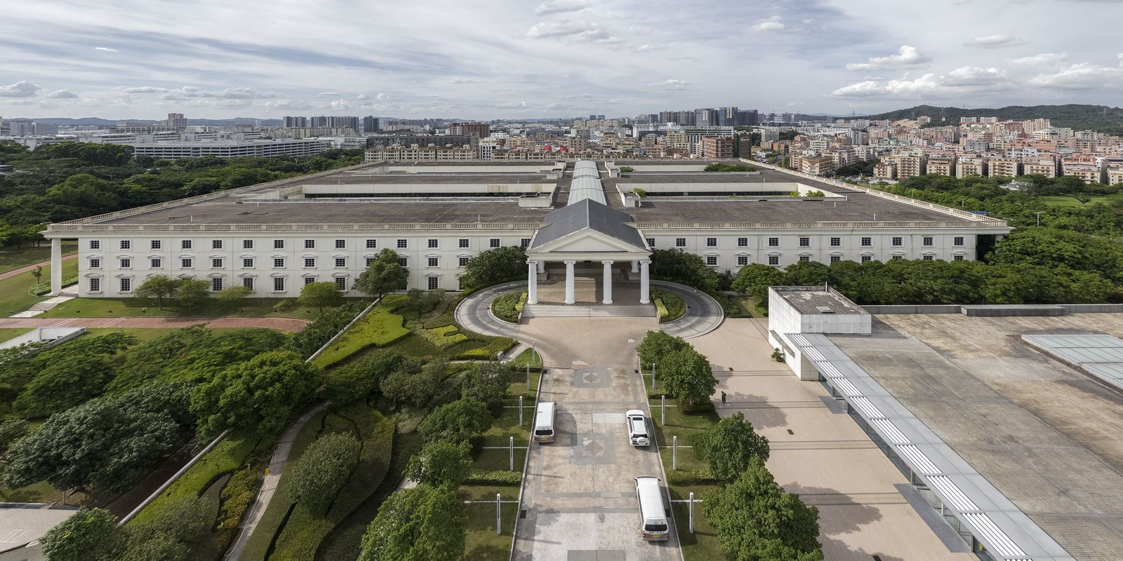 China's "White House" - PhMuseum