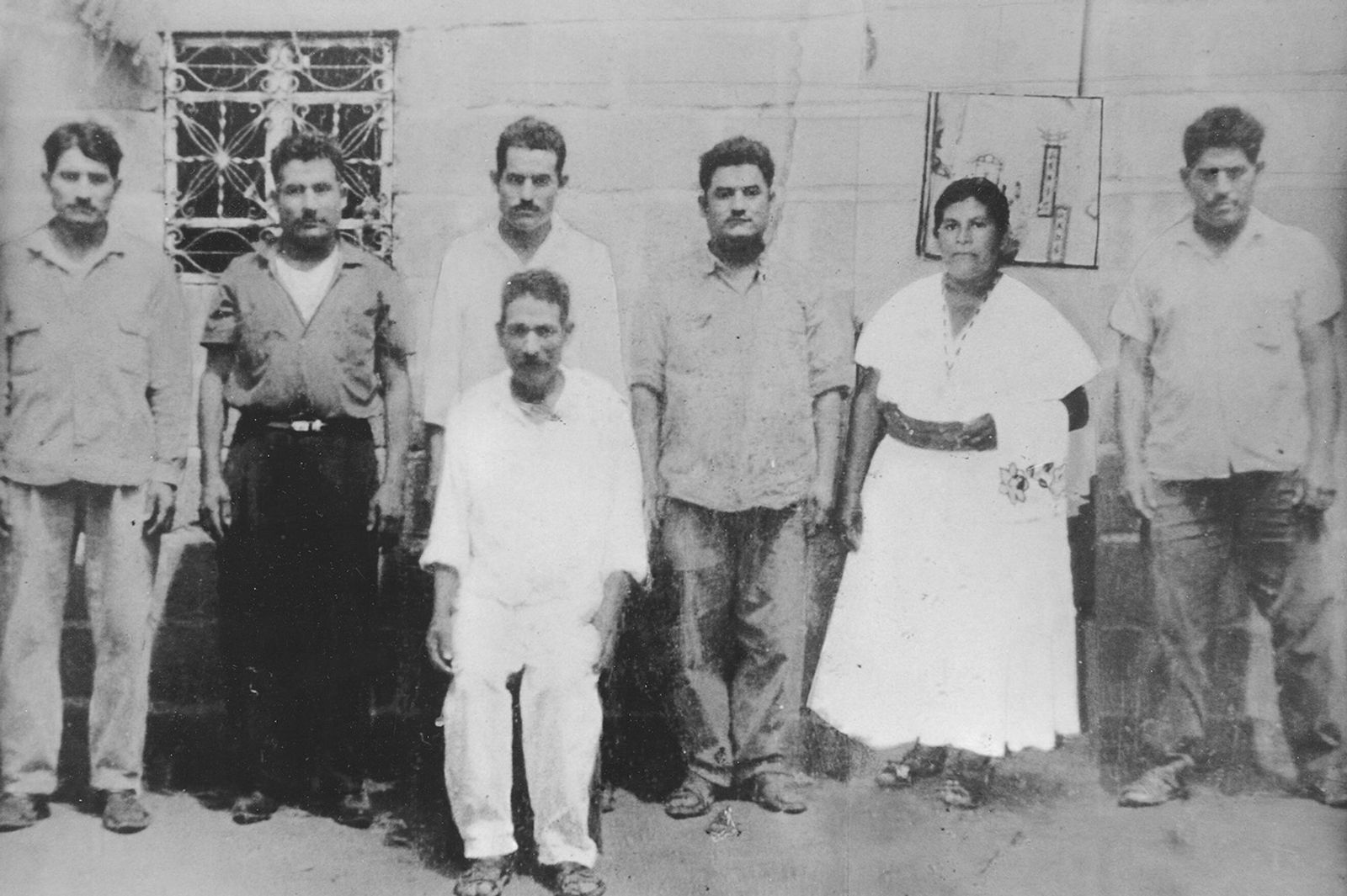 No Le Digas Al Abuelo (Don't Tell Grampa) - PhMuseum