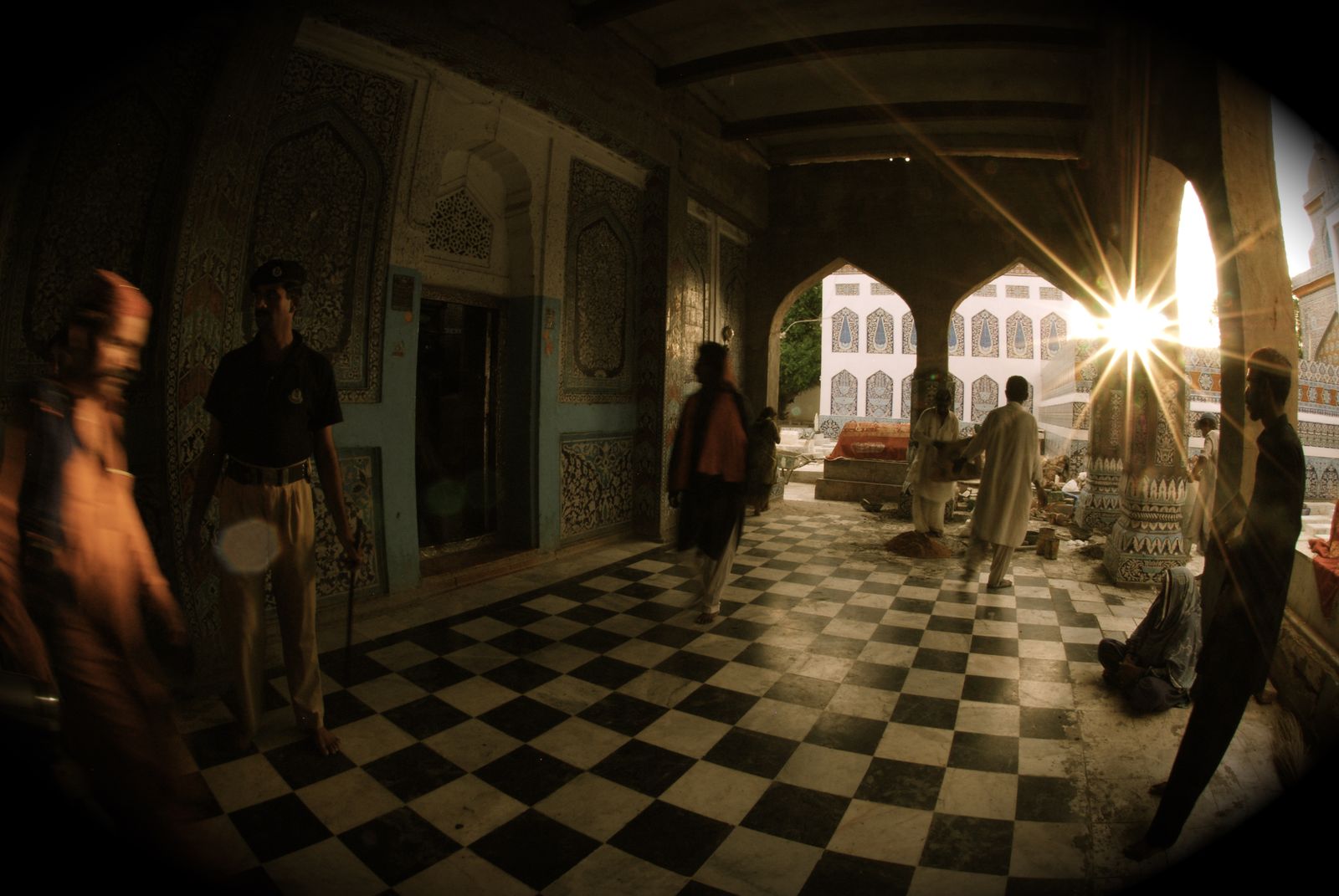 Spiritual Transcendence - Sufism in Pakistan - PhMuseum