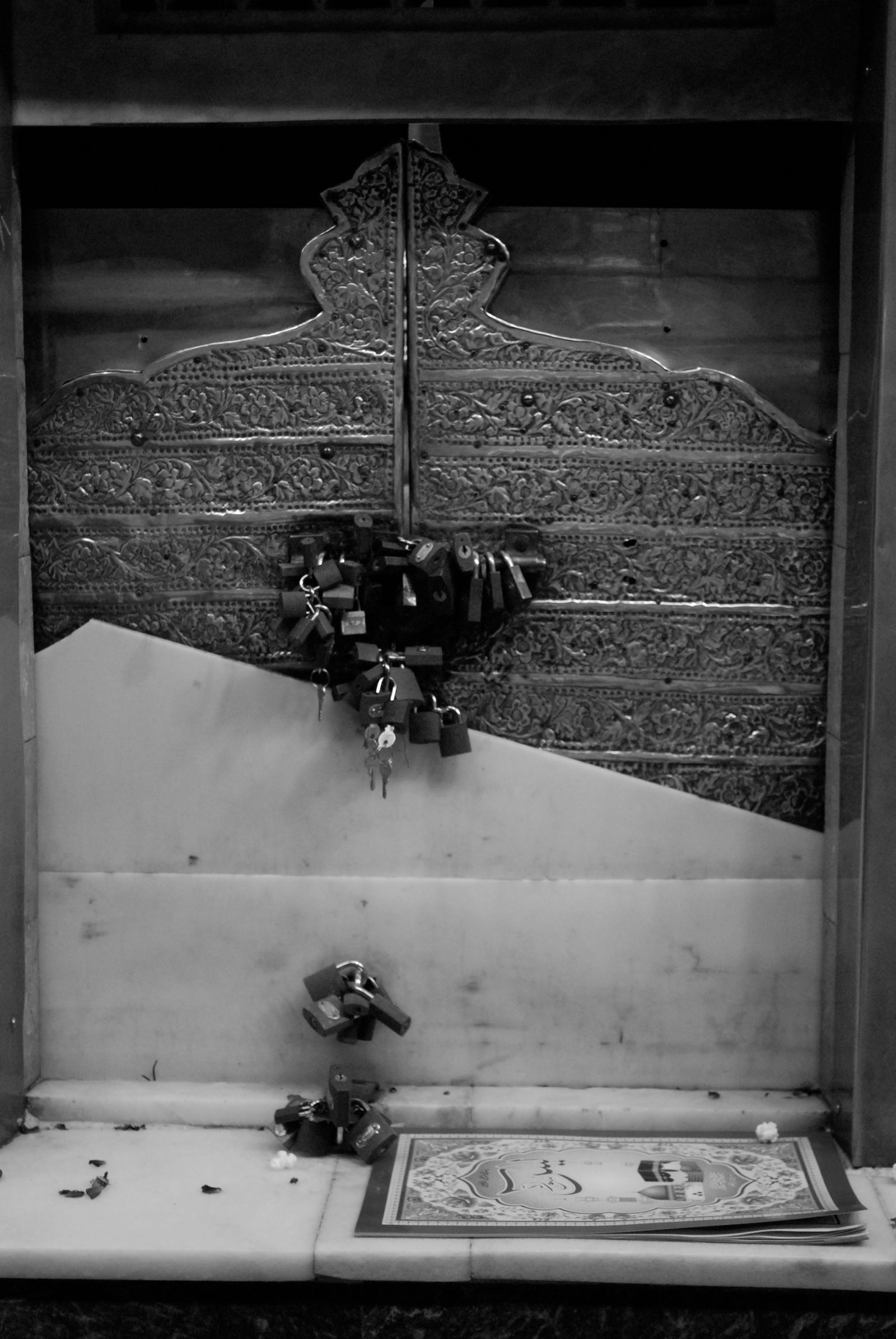 Spiritual Transcendence - Sufism in Pakistan - PhMuseum