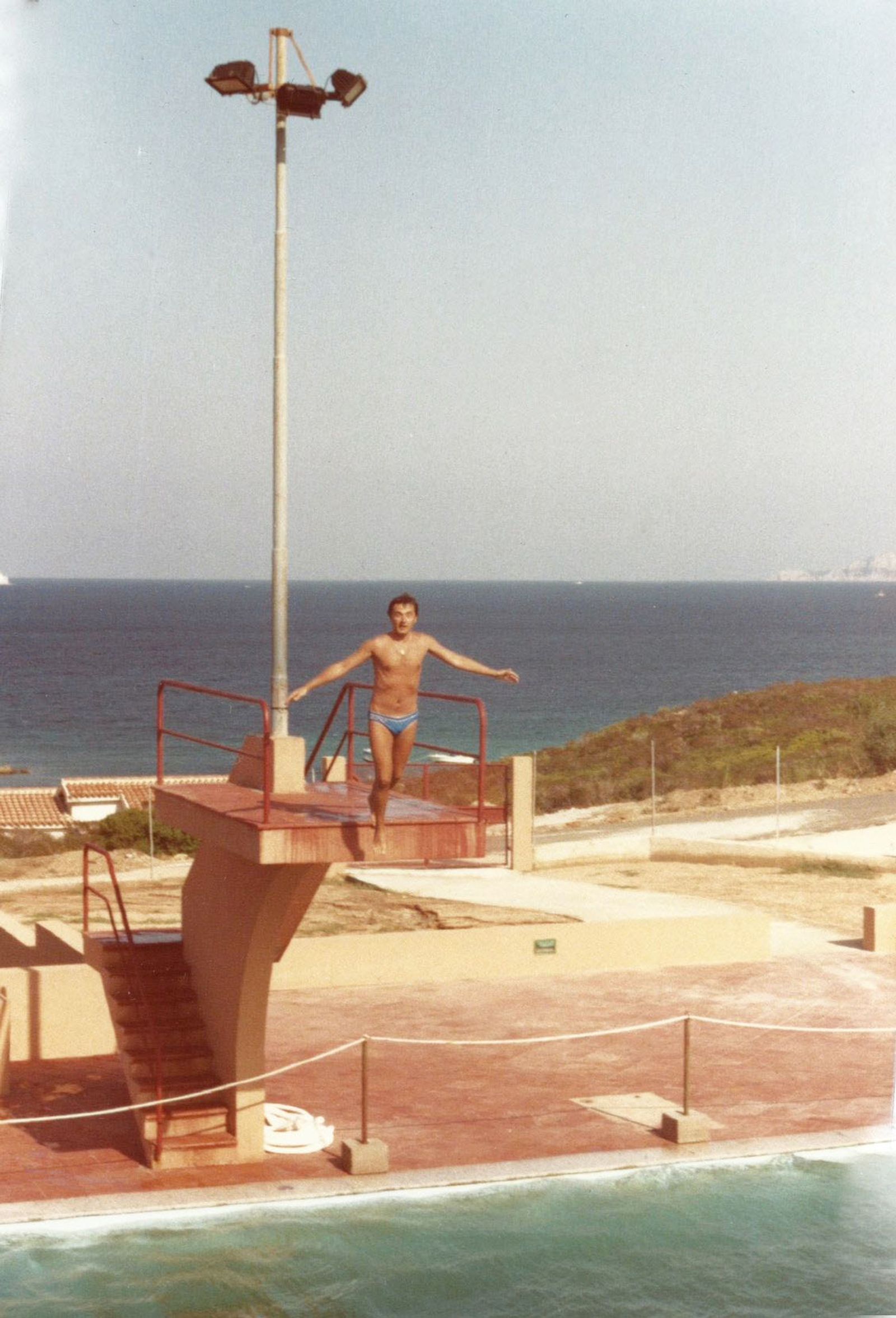 Familiar Things - PhMuseum