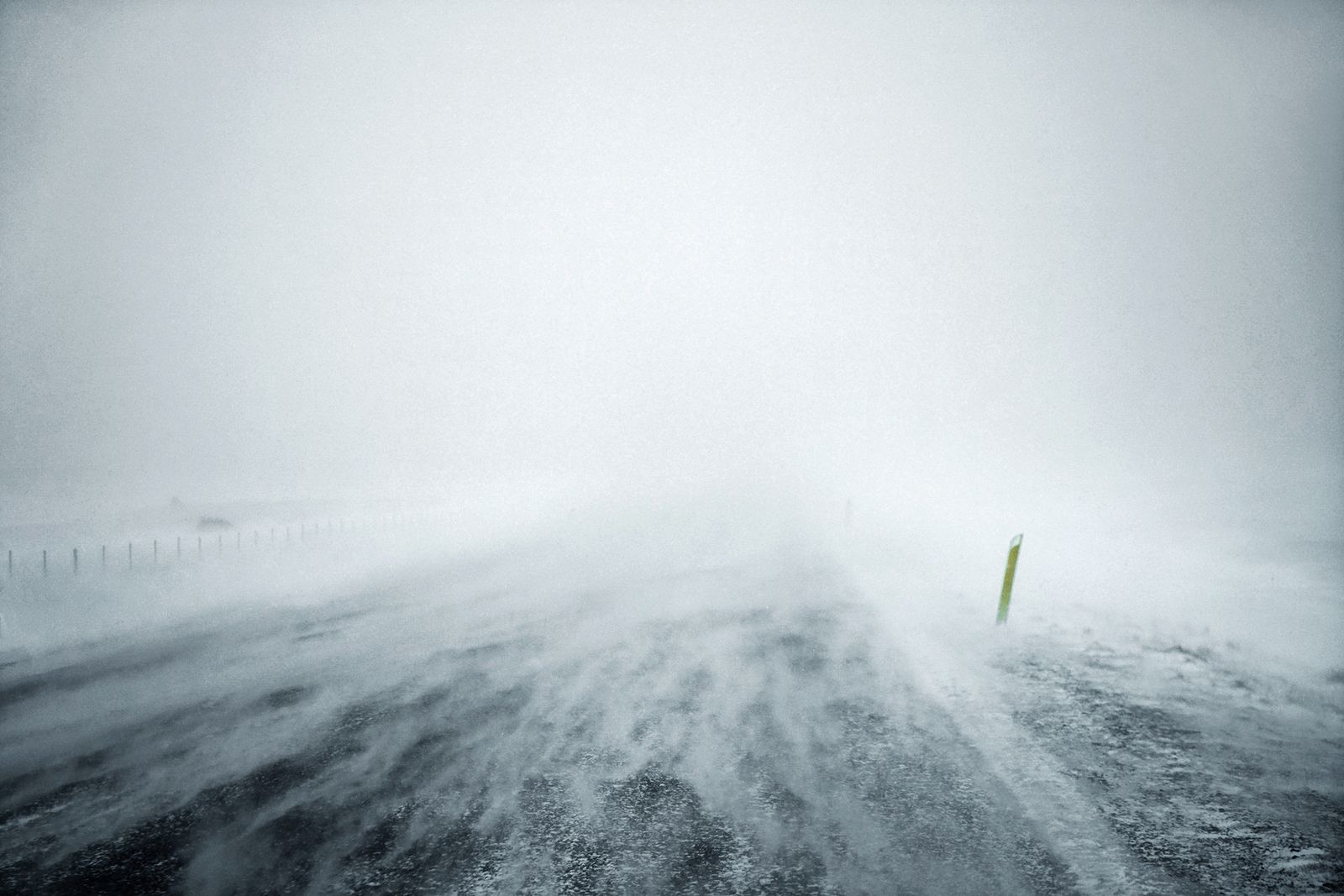 Nowhere diary - PhMuseum