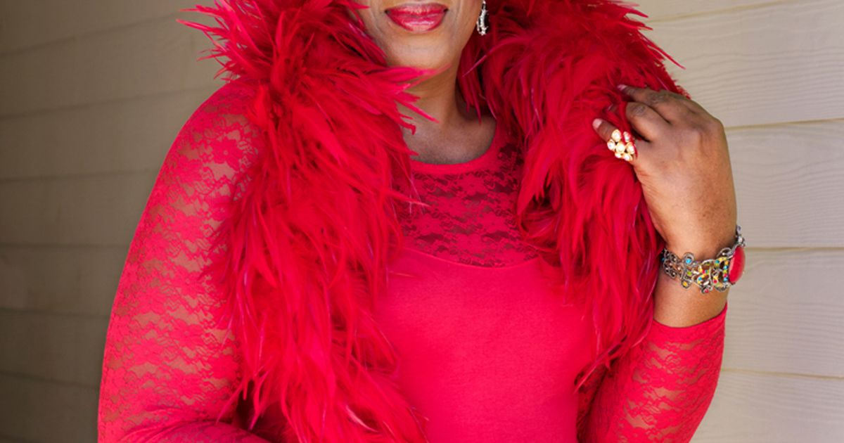 To Survive on This Shore: Photographs and Interviews with Transgender ...