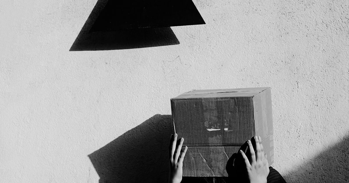 How To Think Inside The Box - PhMuseum