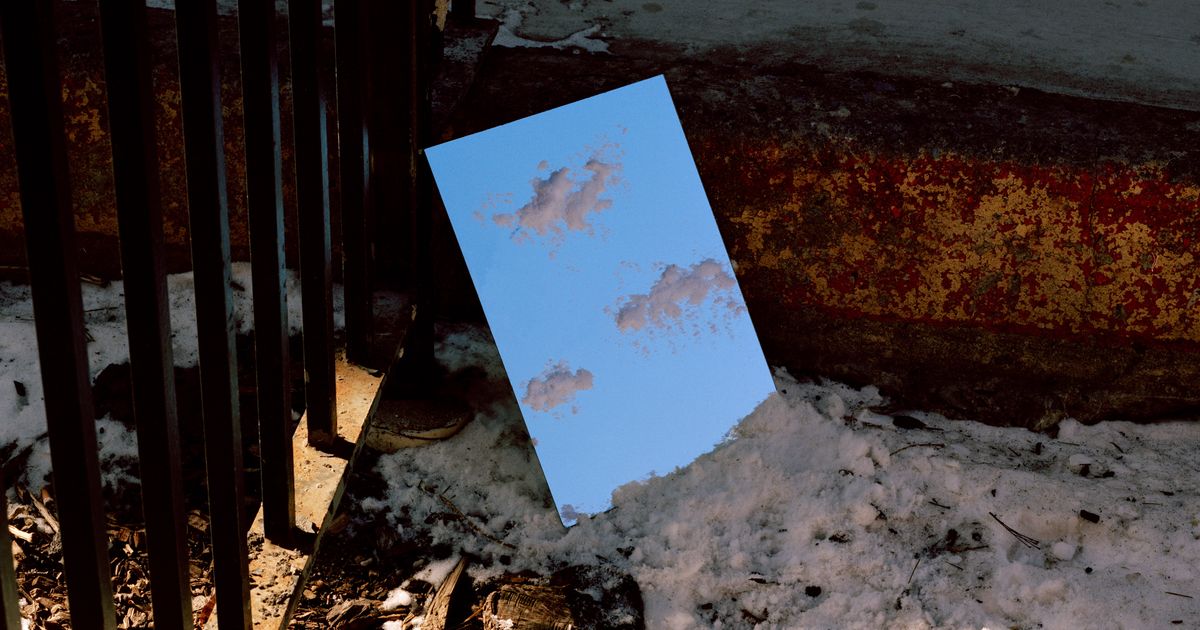 Flat Space - PhMuseum