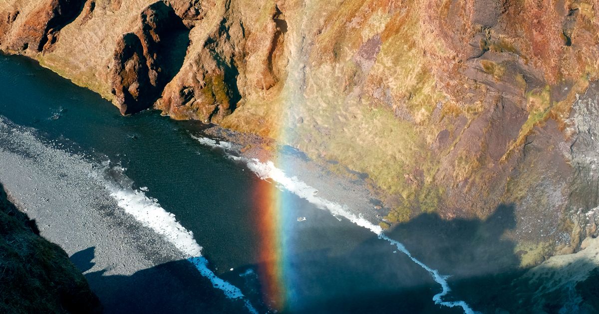 Imagery of a Profoundly Emotional Landscape - PhMuseum