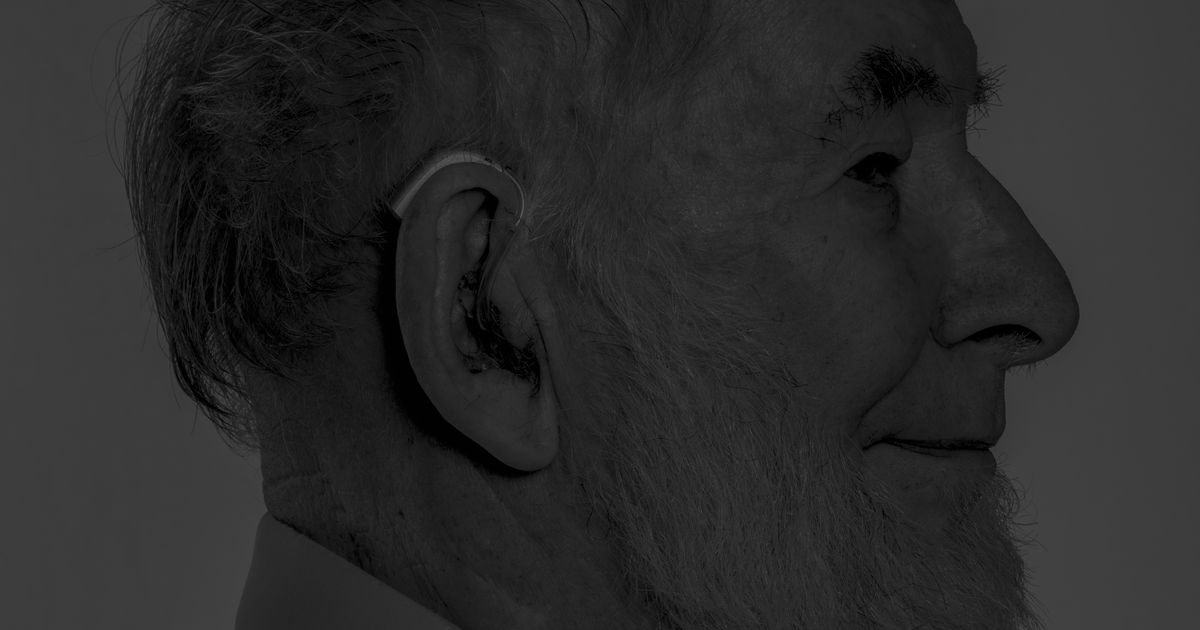 Becque á Barbe: Face to Face: - PhMuseum