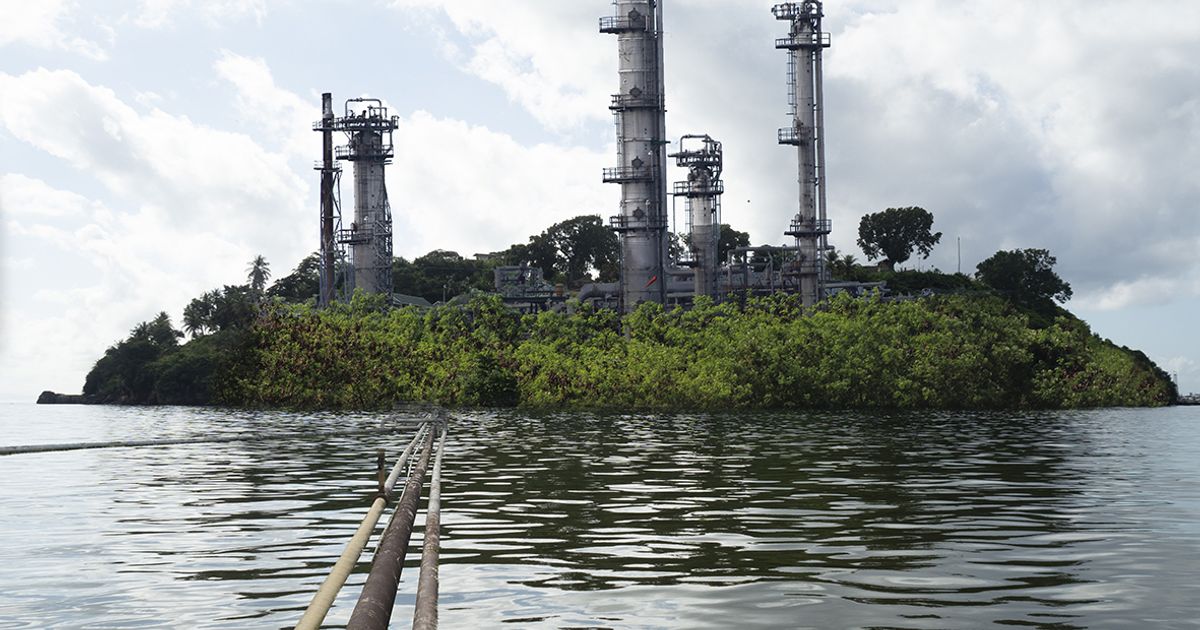 Floating Islands - PhMuseum